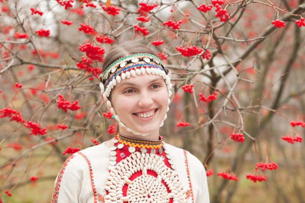 ‘Celestial Wives of the Meadow Mari’ Explores the rituals of Russian ...